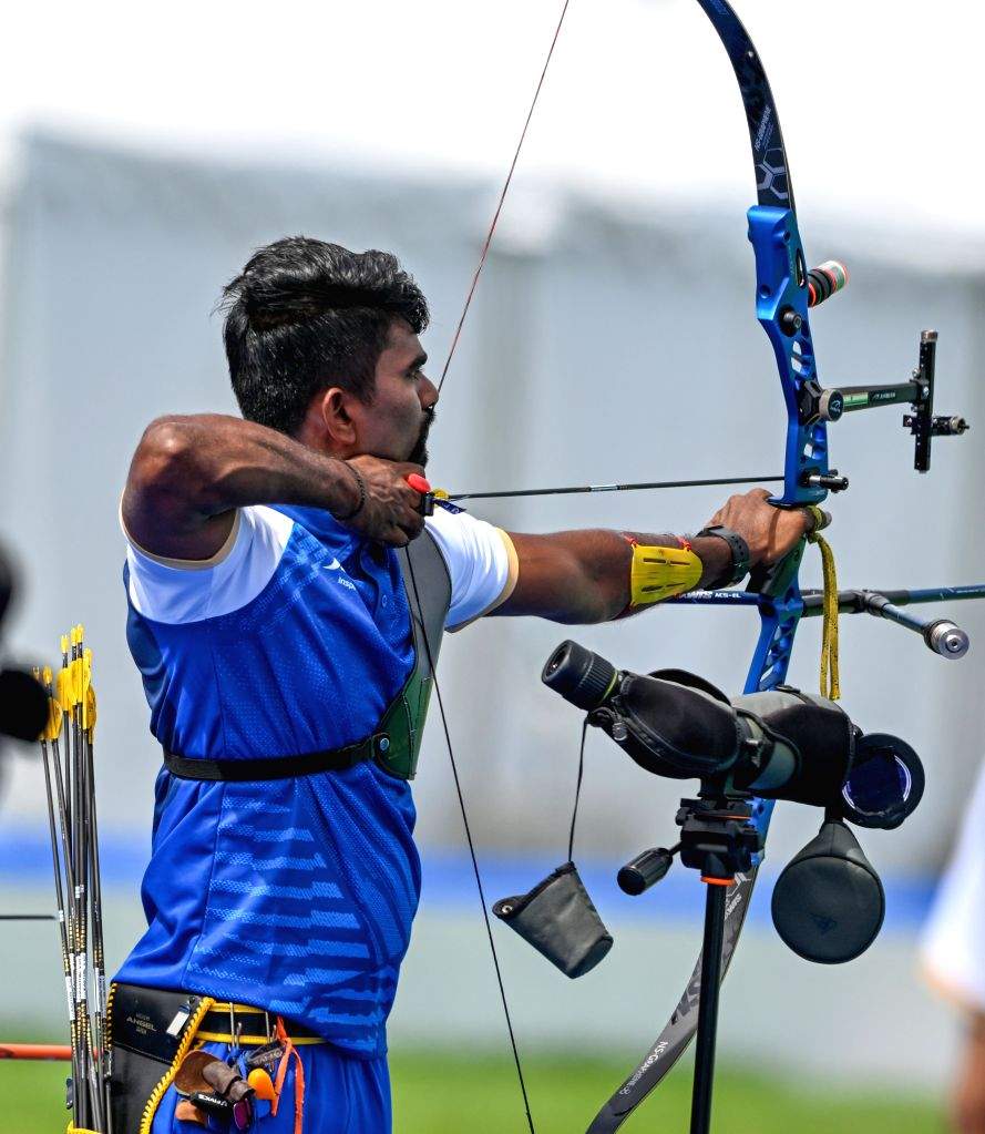 Paris : Men's individual ranking round of archery during the Paris ...