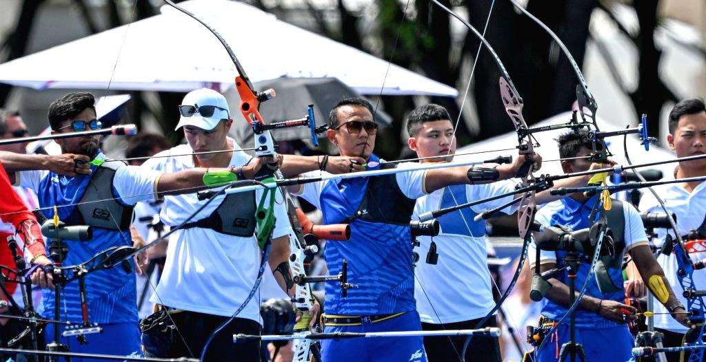 Paris : Men's individual ranking round of archery during the Paris ...