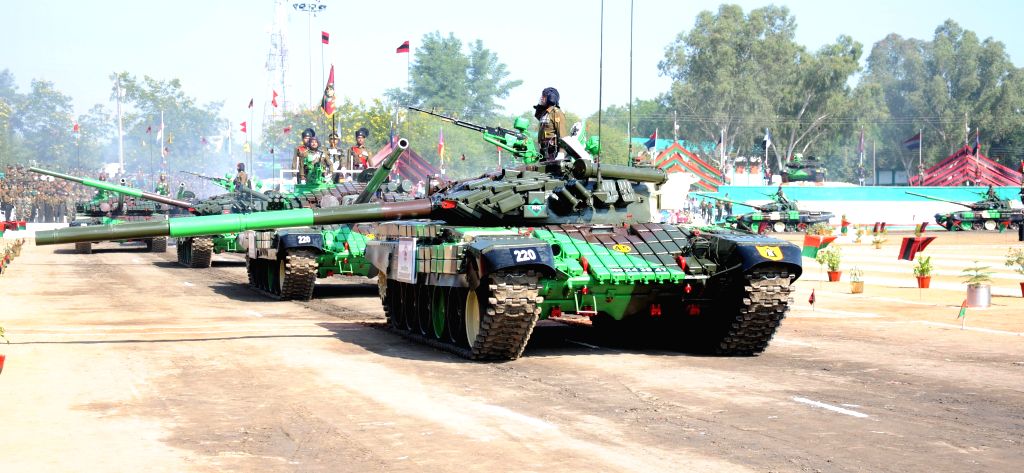 General Dalbir Singh presents President's Standards at Mamun Military ...