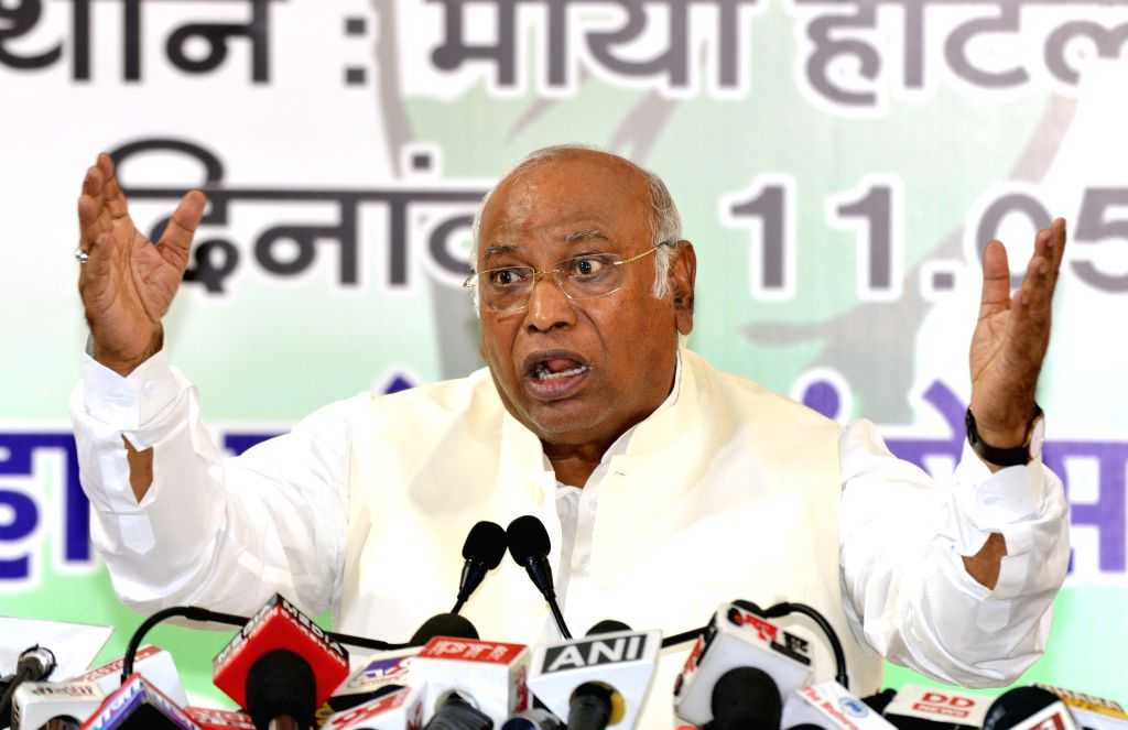 Congress President Mallikarjun Kharge addresses a press conference