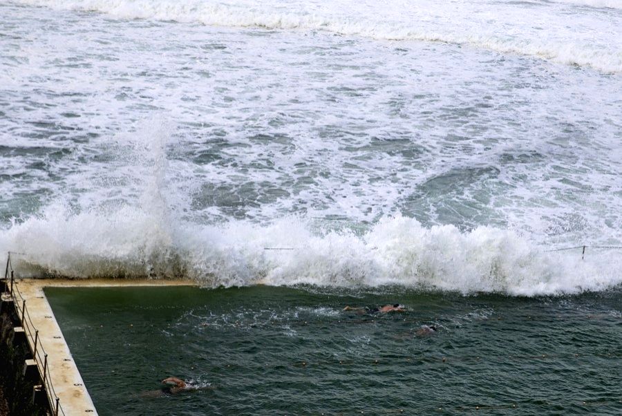 Winds, rain to continue pummelling Australia's east coast