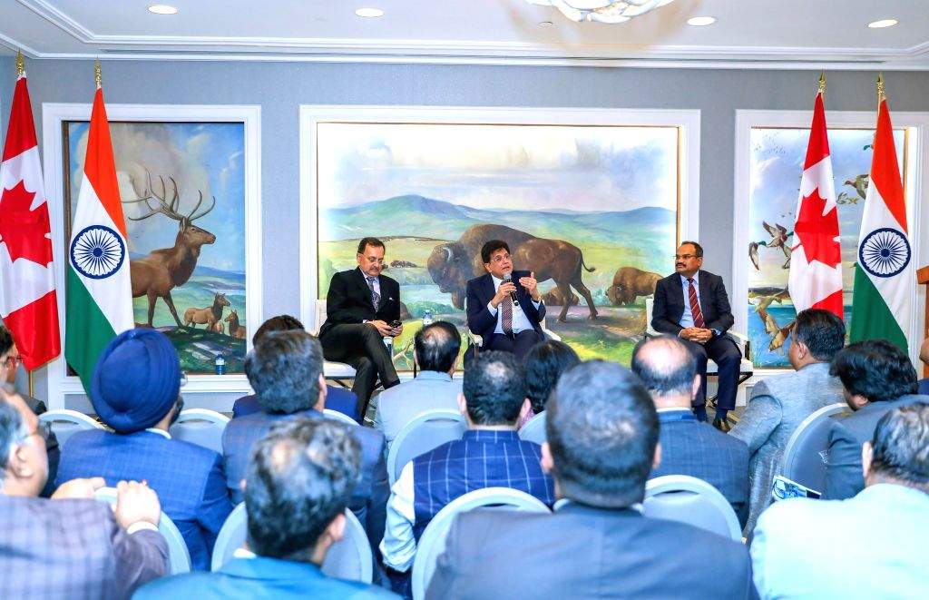 Piyush Goyal Meets Indian Business Delegation in Canada