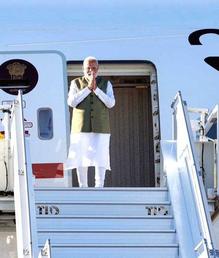 PM Modi arrives in Nice, France