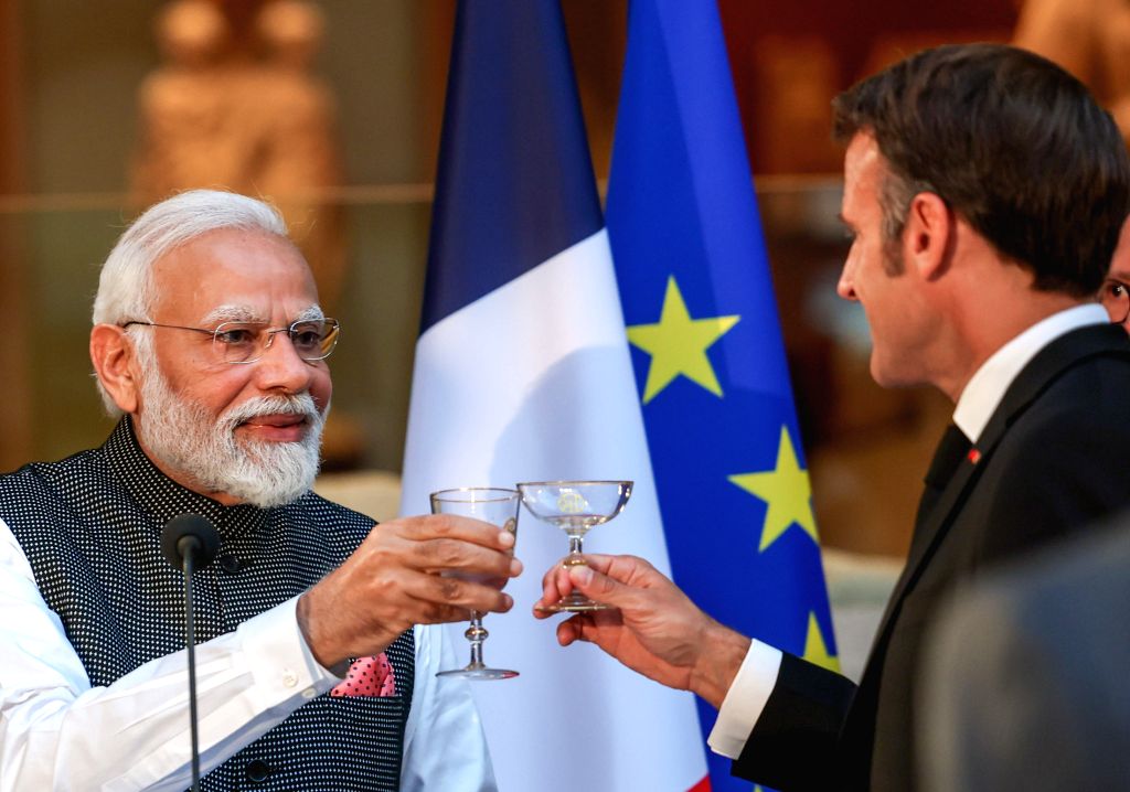 PM Modi hosted by the french President Emmanuel Macron for a State ...