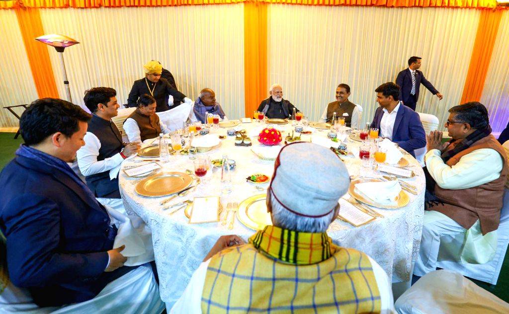 PM Modi Hosts Dinner for NDA MPs