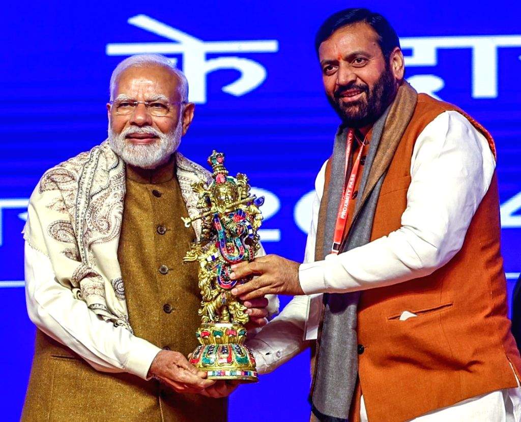 PM Modi Inaugurates Various Development Projects
