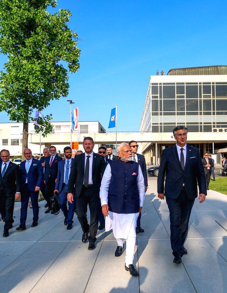 PM Modi pays tribute at Monument of the Homeland in Zagreb