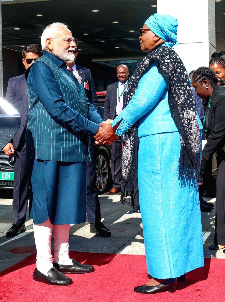 PM Modi Receives Ceremonial Welcome in Namibia