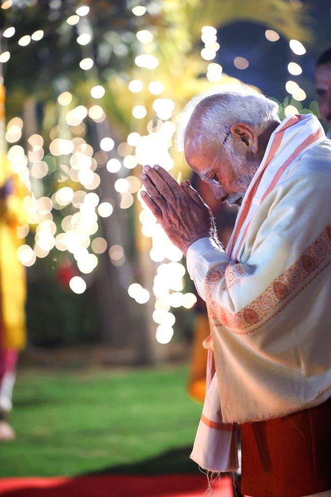 PM Narendra Modi attends Makar Sankranti celebrations at the residence ...