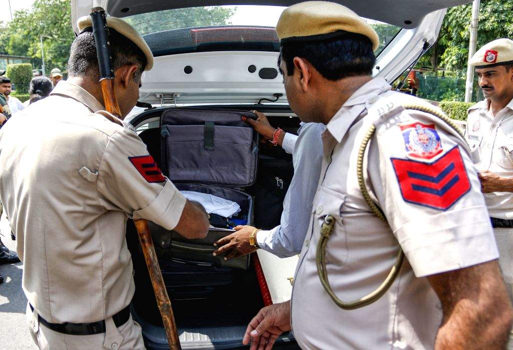Police and BSF Conduct Security Check at Connaught Place