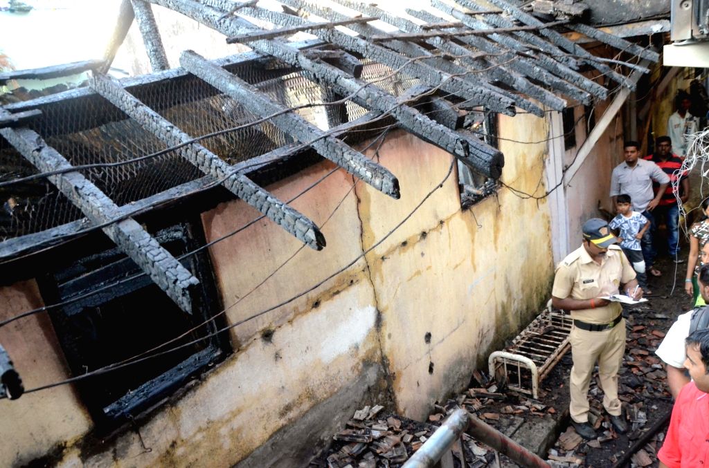 Fire breaks out at a Matunga slum