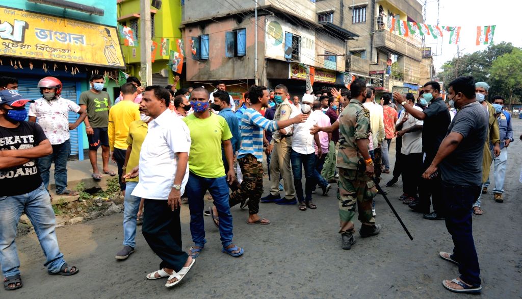 Kolkata : Political clash during the 6th phase of West Bengal's State ...