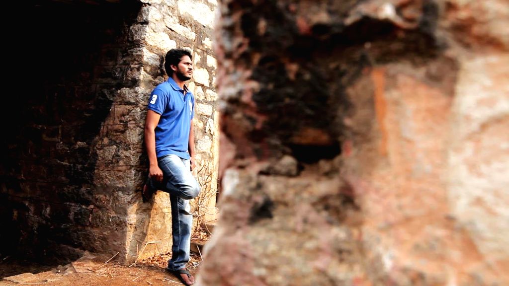 Posters of telugu movie Anantham