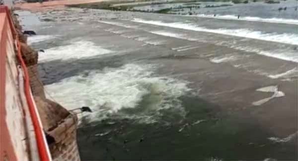 Prakasam Barrage gates of Krishna river lifted 8,500 cusecs downstream ...