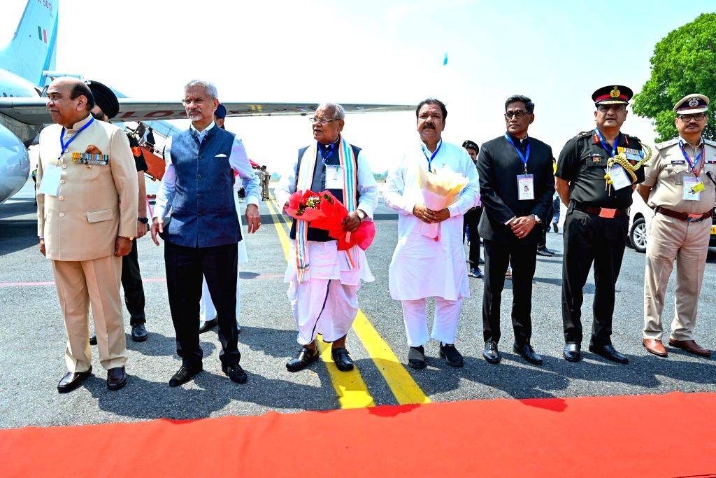 President Droupadi Murmu Arrives in Gaya