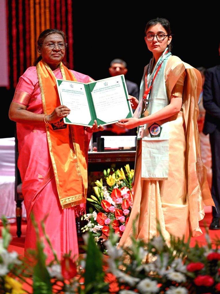 President Droupadi Murmu at convocation ceremony