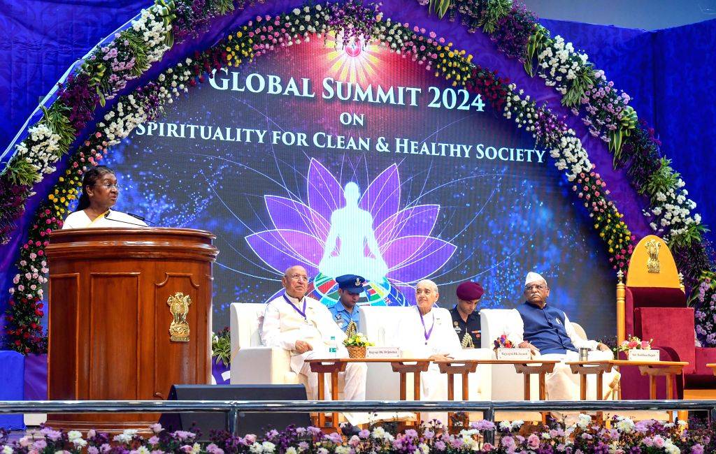 President Droupadi Murmu Attends Global Spirituality Summit