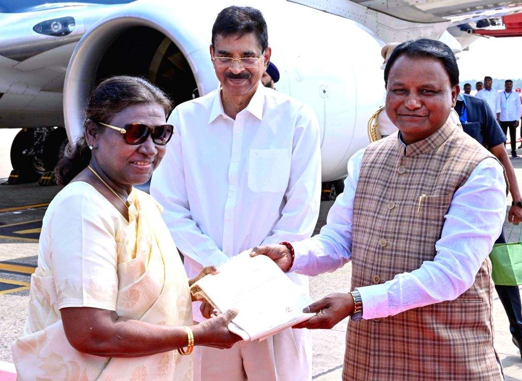 President Droupadi Murmu being welcomed upon her arrival