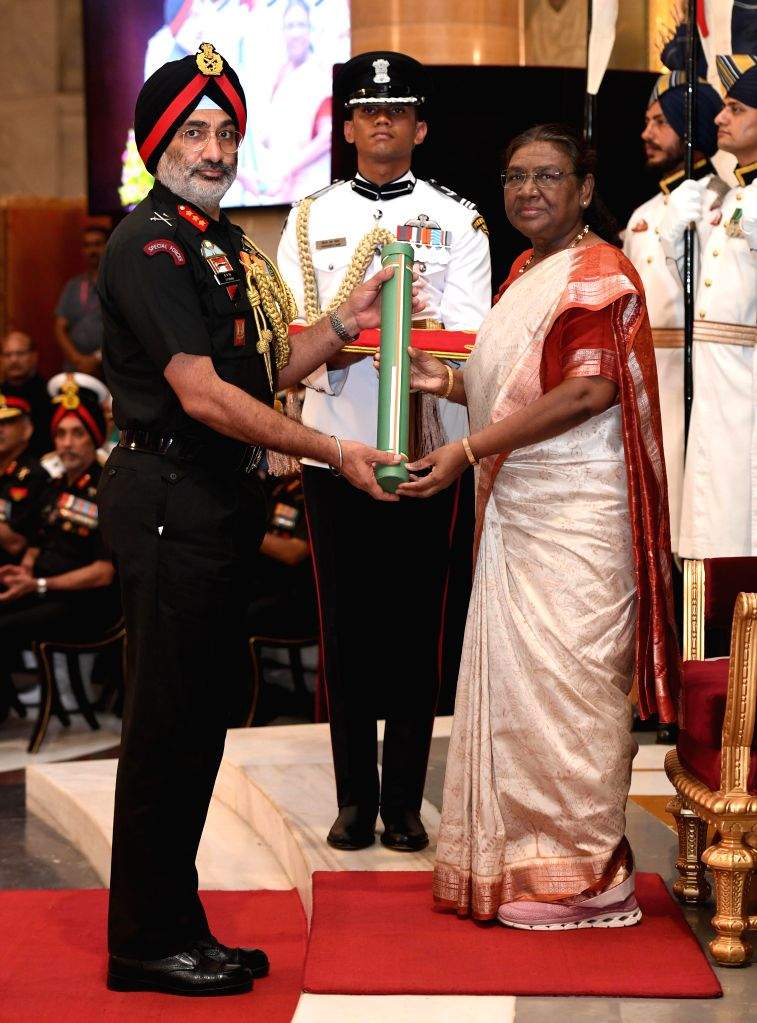 President Droupadi Murmu confers the Param Vishisht Seva Medal to ...