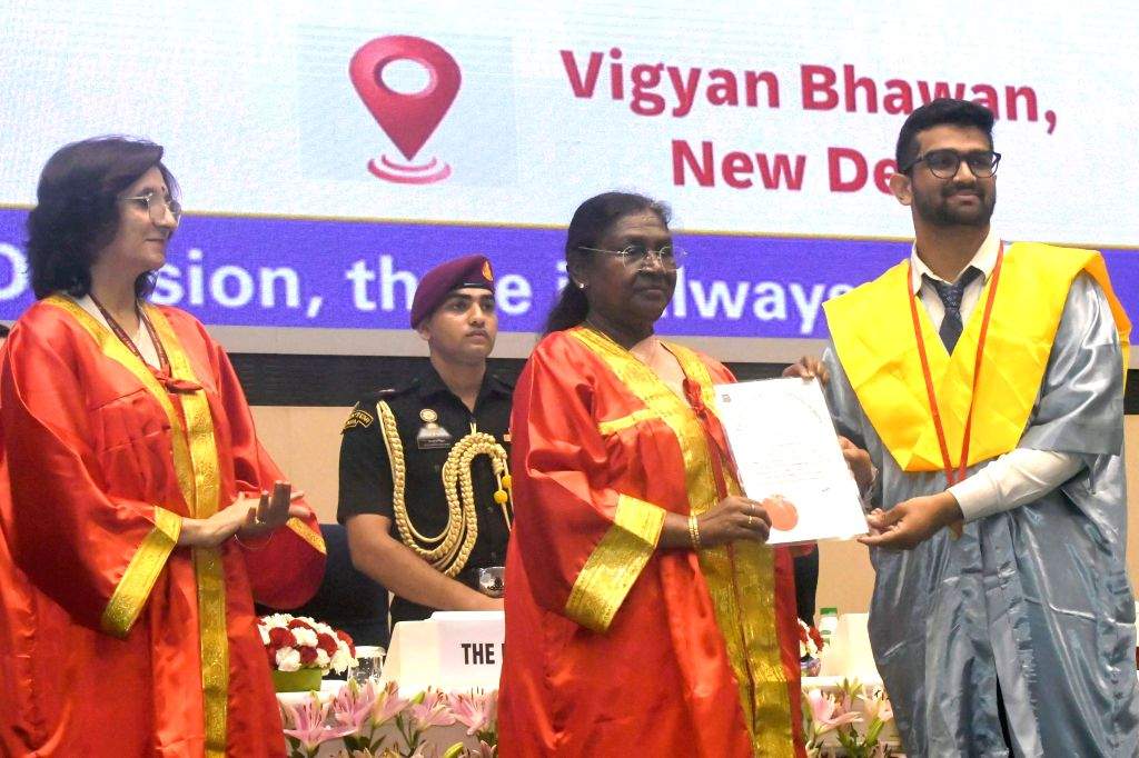President Murmu Attends ICAI Students’ Convocation