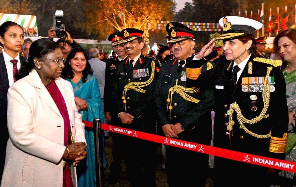 President Murmu Attends Vijay Diwas Eve Reception