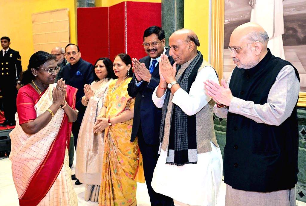 President Murmu hosts dinner for CJI Surya Kan