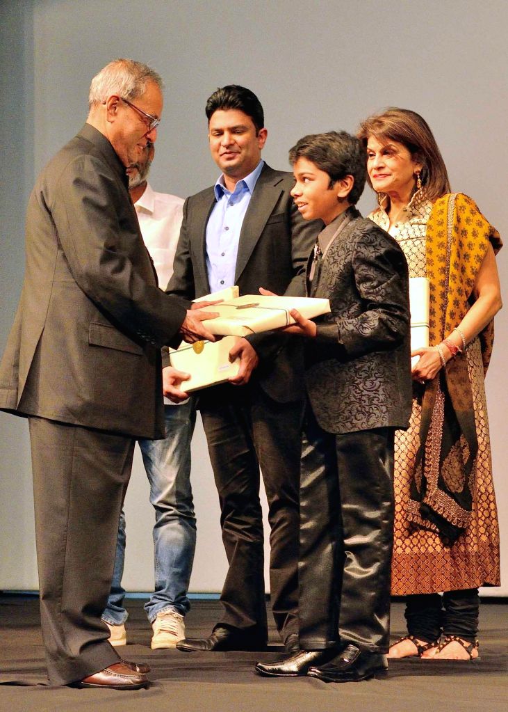 Bhootnath Returns' team at Rashtrpati Bhavan