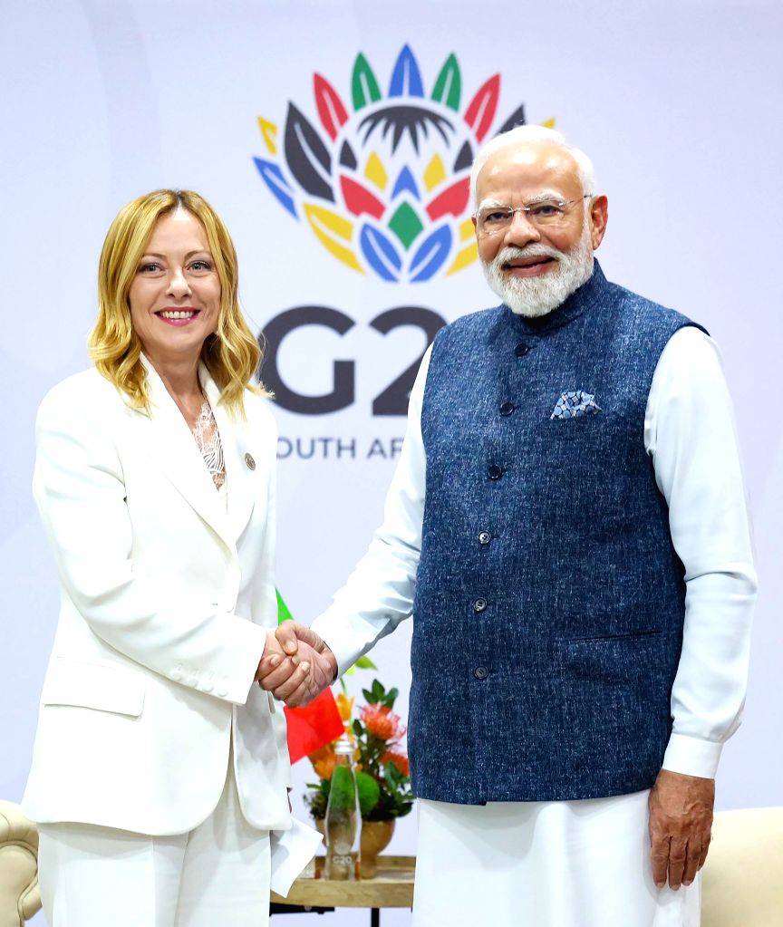 Prime Minister Modi Meets Italian PM Meloni at G20 Summit