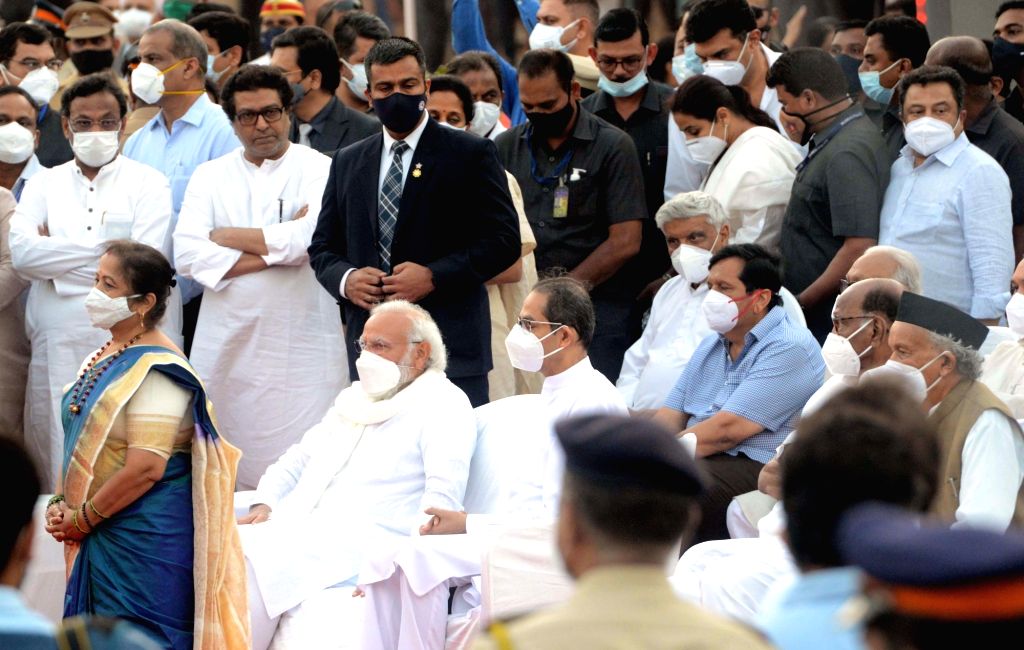 Prime Minister Naredra Modi during last rites of legendary singer Lata ...