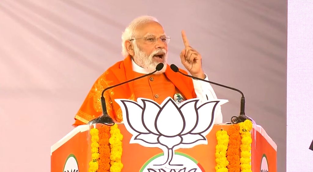 Prime Minister Narendra Modi addresses a public meeting