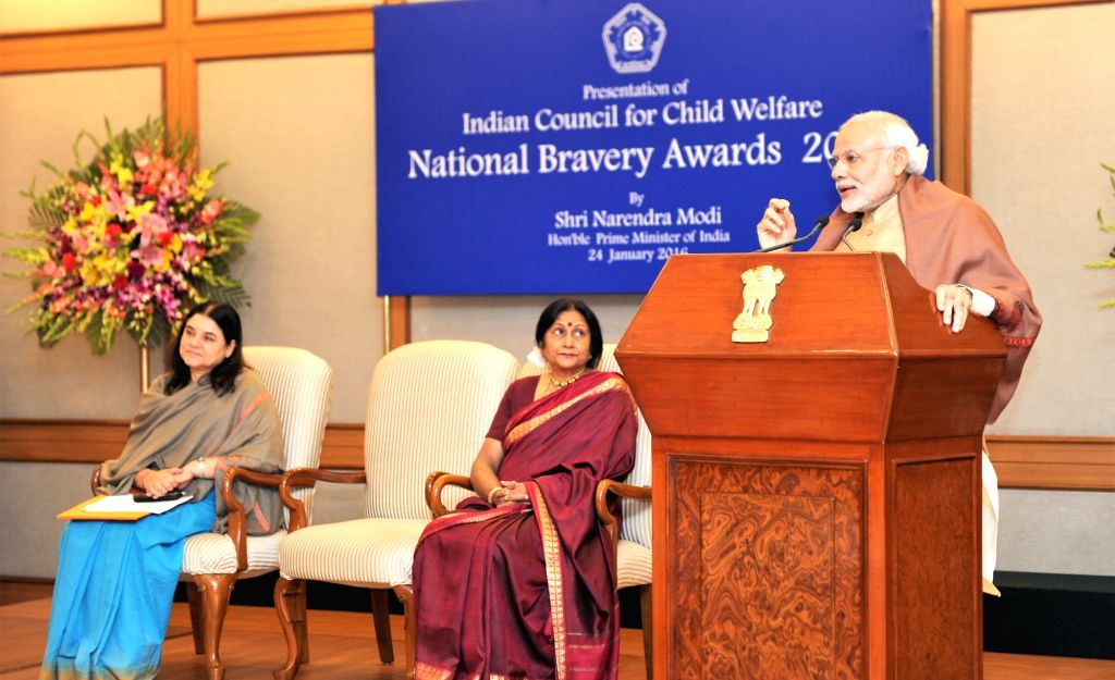 Modi at the presentation ceremony of the National Bravery Awards 2015