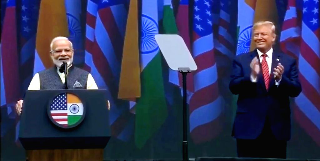 Houston (USA): 'Howdy Modi' - PM Modi, Donald Trump