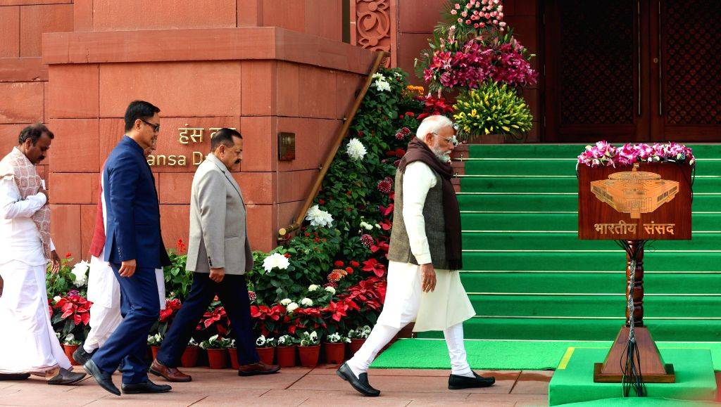 Prime Minister Narendra Modi arrives as the Budget Session begins at ...
