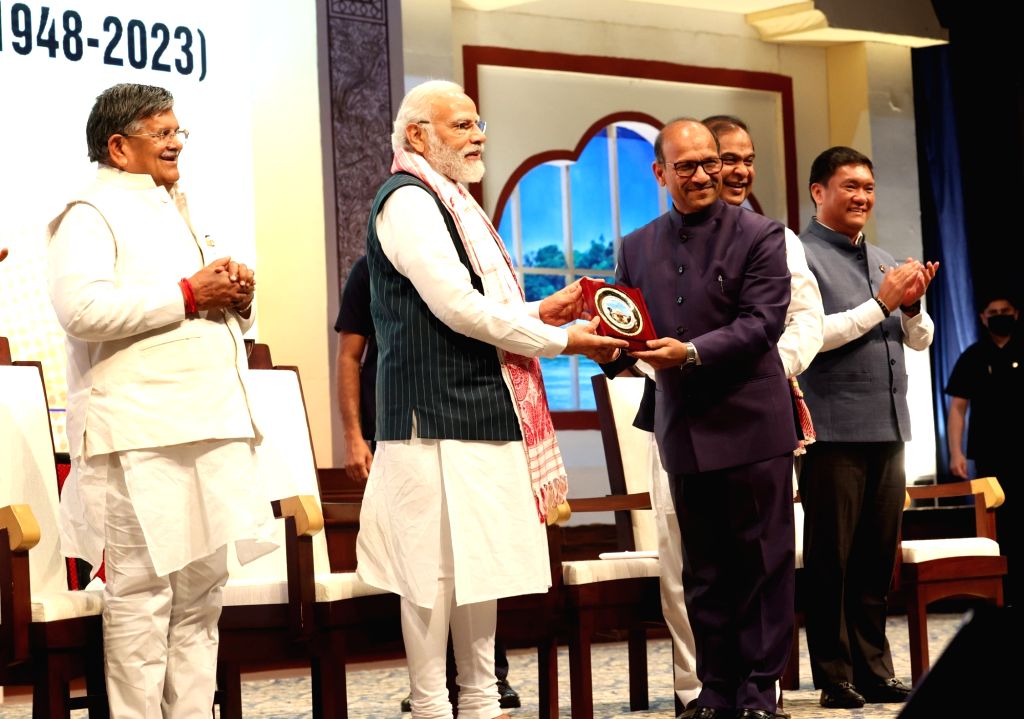 140423) Guwahati: Prime Minister Narendra Modi at the Platinum Jubilee ...