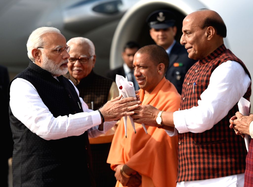 Modi arrives in Lucknow
