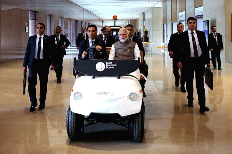 Prime Minister Narendra Modi during the inauguration of Surat Diamond ...