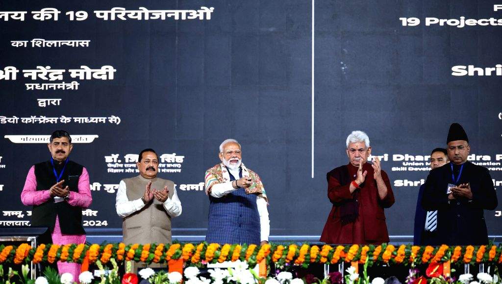 Prime Minister Narendra Modi inaugurates various development projects ...