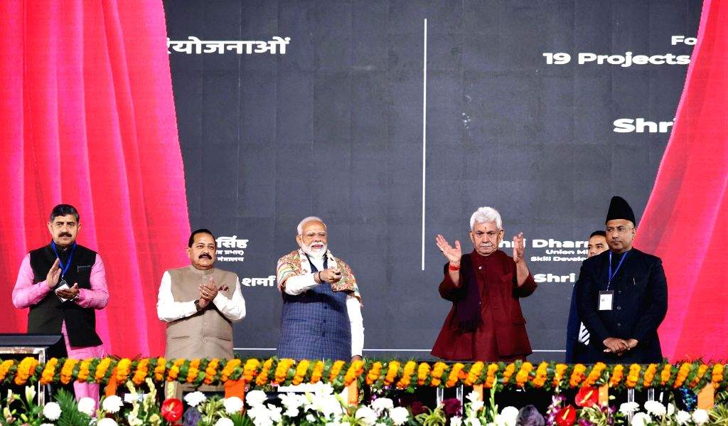 Prime Minister Narendra Modi inaugurates various development projects ...