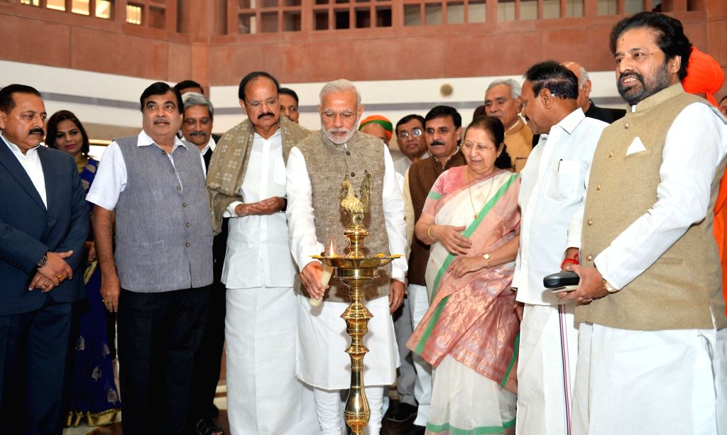 Modi lights the lamp to inaugurate an exhibition on making of the ...