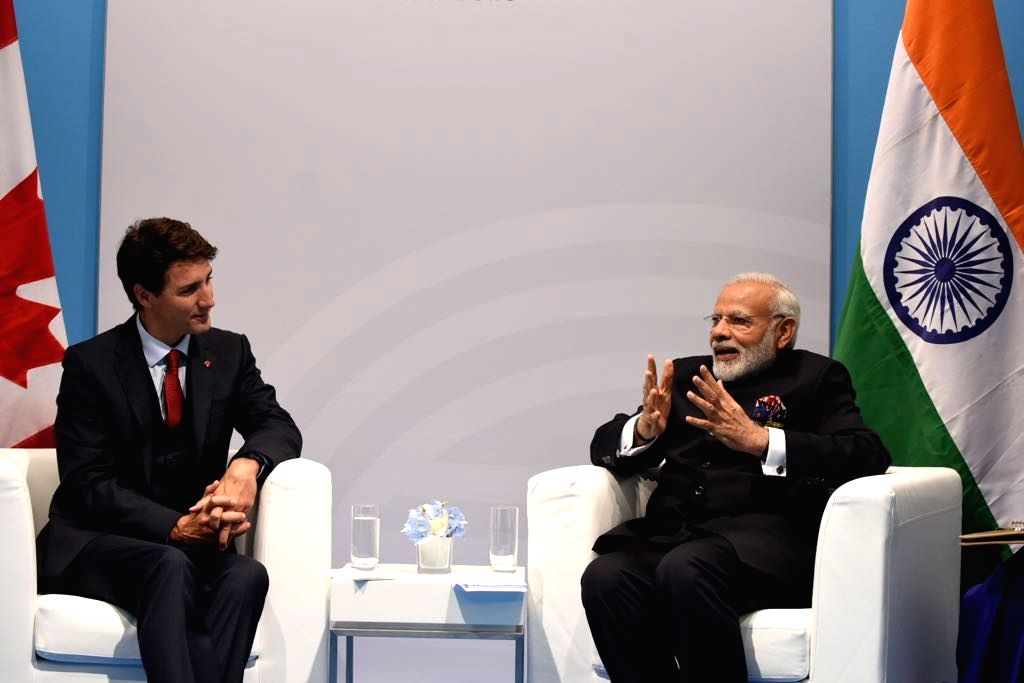 Hamburg (Germany): Modi meets Canadian PM