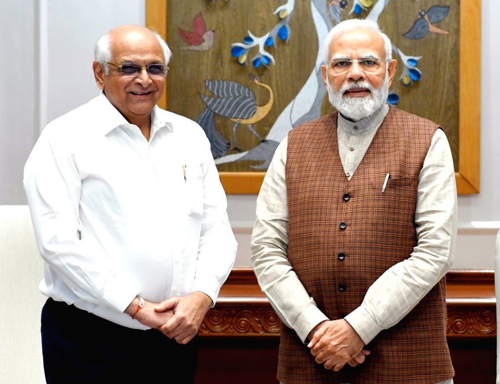 New Delhi: Prime Minister Narendra Modi meets Gujarat CM Bhupendra Patel