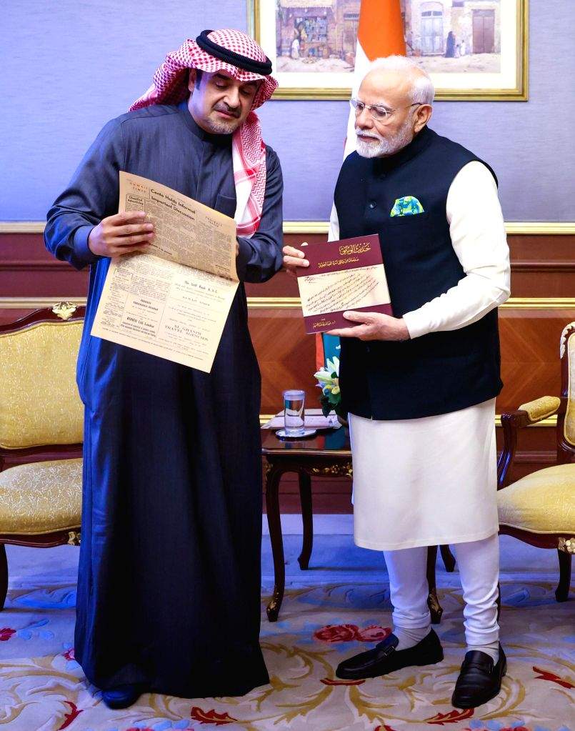 Prime Minister Narendra Modi meets Mr. Fahad Ghazi Alabduljaleel ...