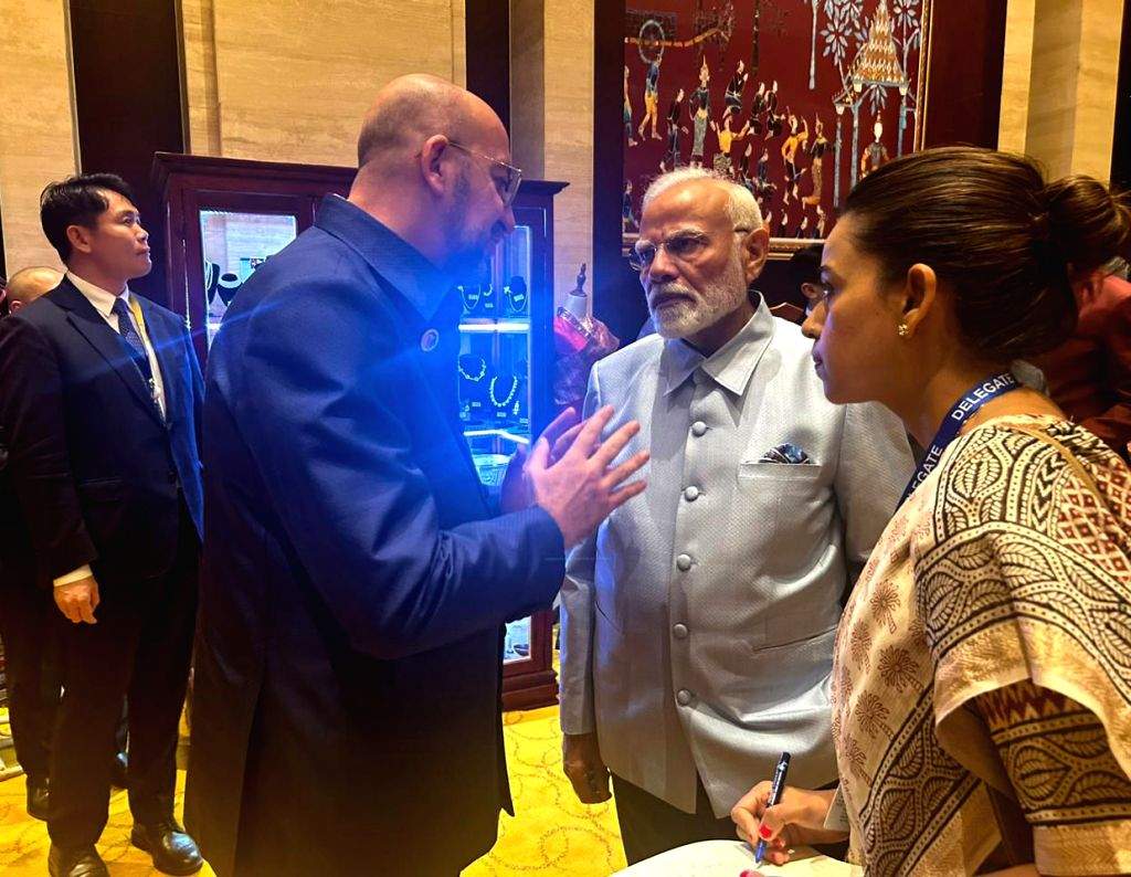 Prime Minister Narendra Modi meets President of the European Council ...