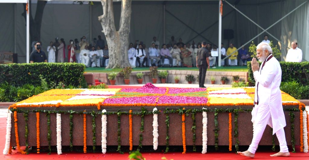Prime Minister Narendra Modi pays tribute to Lal Bahadur Shastri