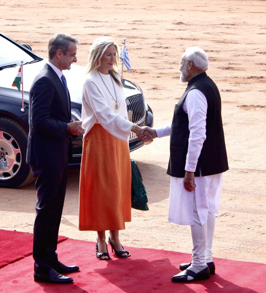 Prime Minister Narendra Modi receives Prime Minister of Greece Kyriakos ...