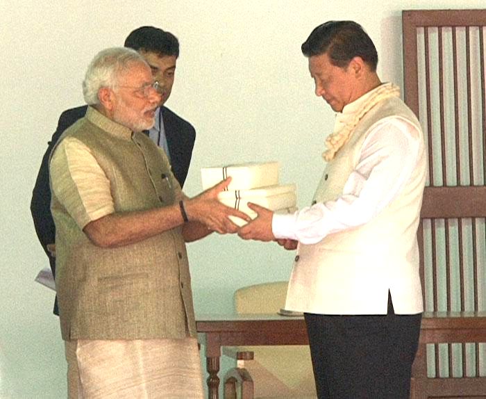 PM Modi, Chinese President at Sabarmati Ashram