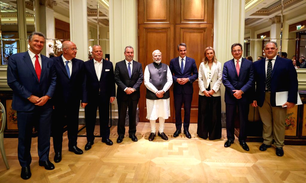 Prime Minister Narendra Modi with Greece's Prime Minister Kyriakos ...