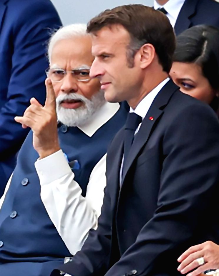 Prime Minister Narendra Modi with President of France Emmanuel Macron ...