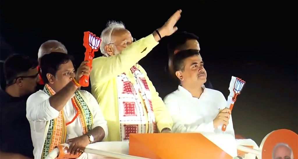 Prime Minister Narendra Modi with State BJP chief Sukanta Majumdar and ...