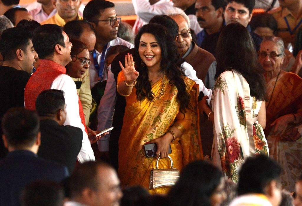 Prominent personalities attend the swearing-in ceremony